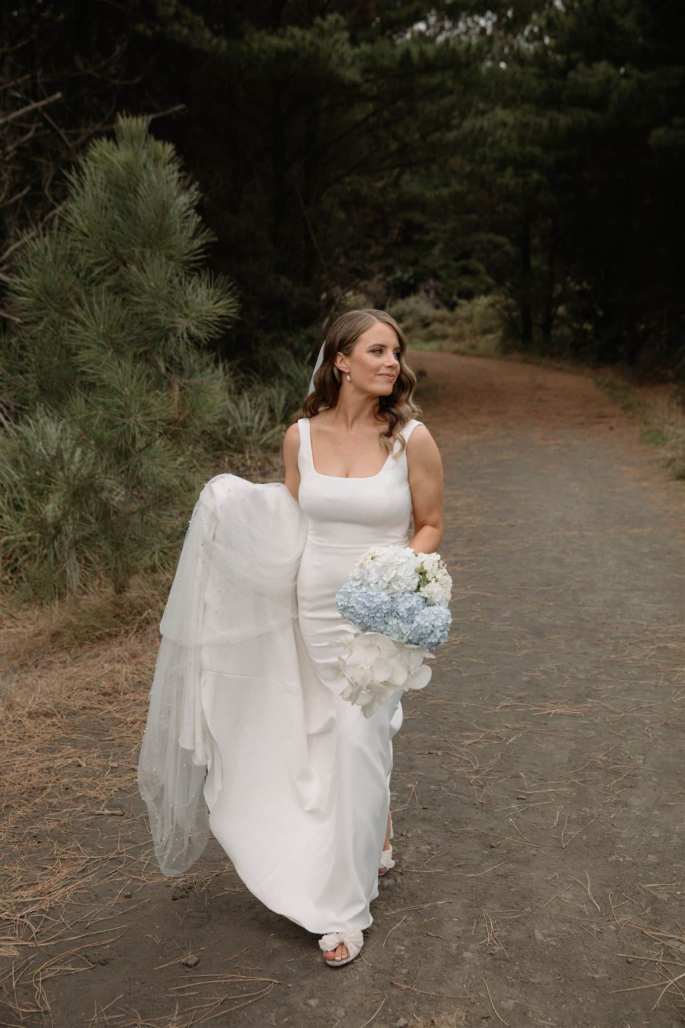 AARON AND SARA - FLORAL STYLIST CO.